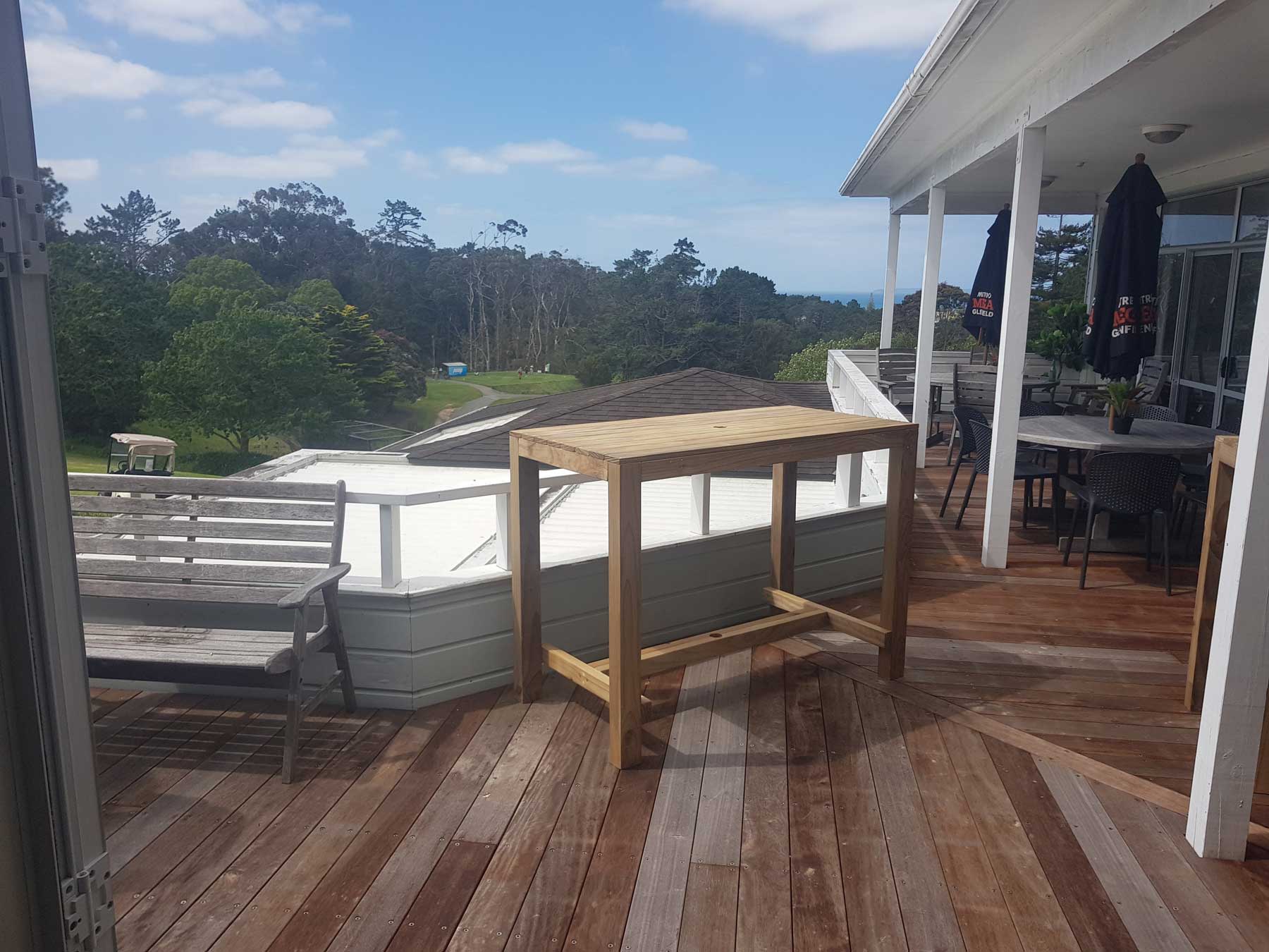 Outdoor Bar Leaners – kiwitables.nz